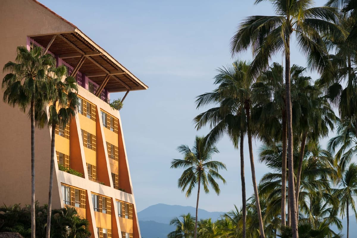 Club Regina Puerto Vallarta | Learn About Our Hotel